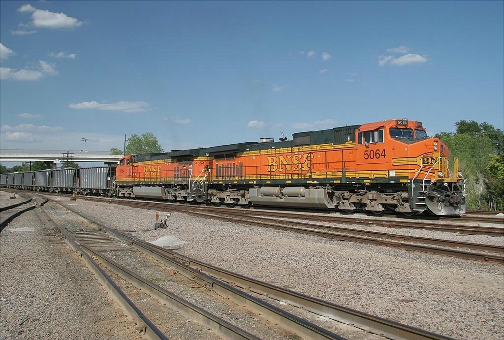 BNSF 5064